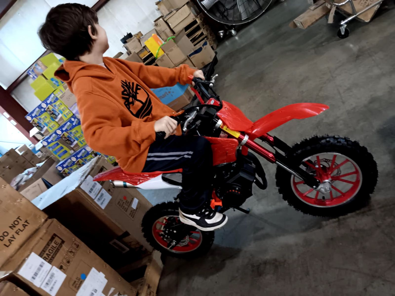 KidMoto Adventure: 49cc Mini Dirt Bikes for Young Riders!